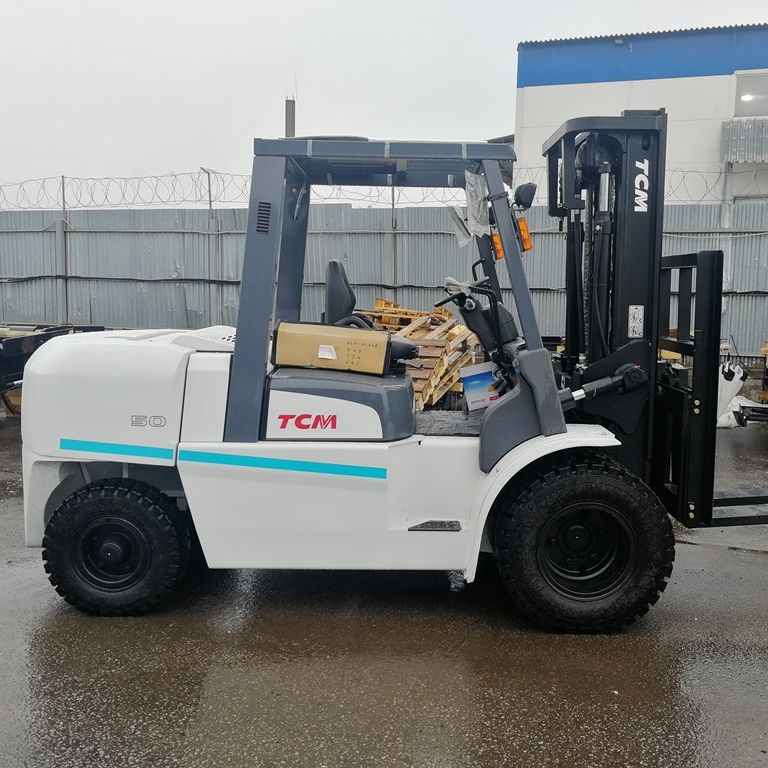 Дизельный погрузчик TCM FD50T9 • ТСМ Техника